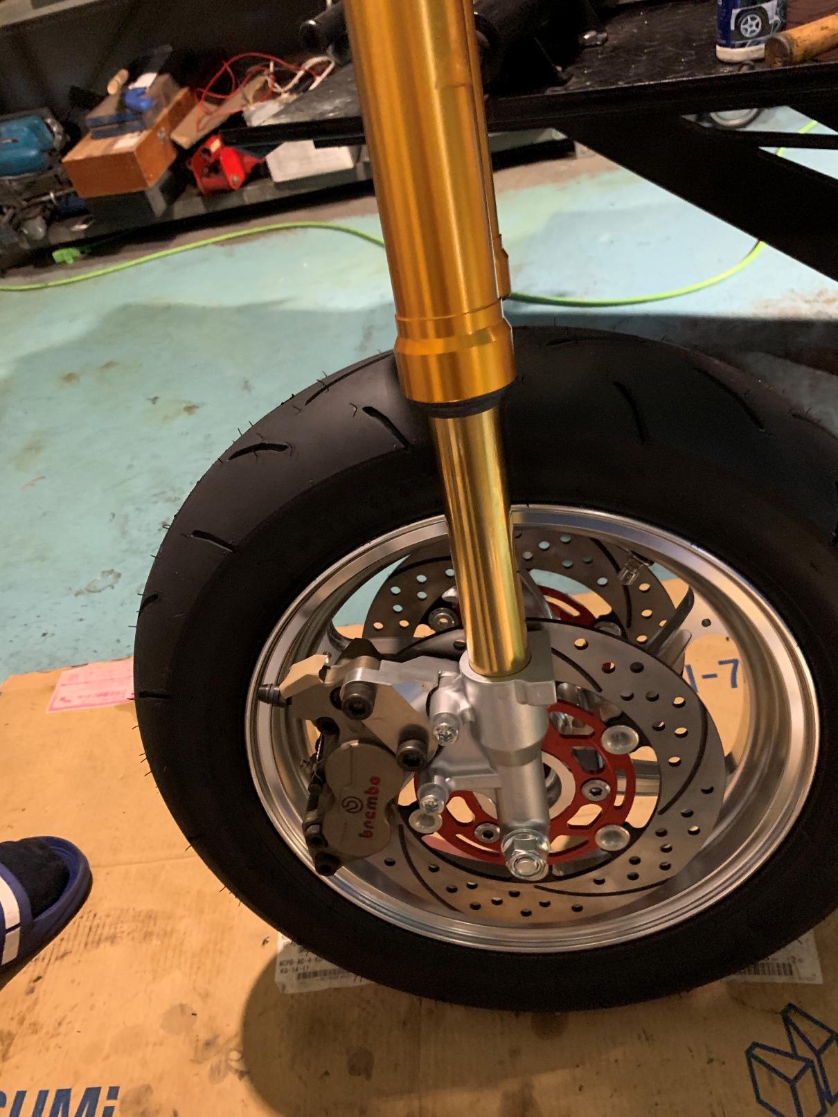 GAGをビモータSB6レプリカに_足回りの製作1_フロントキャリパーサポート | 荒木ファンキーマシン技報